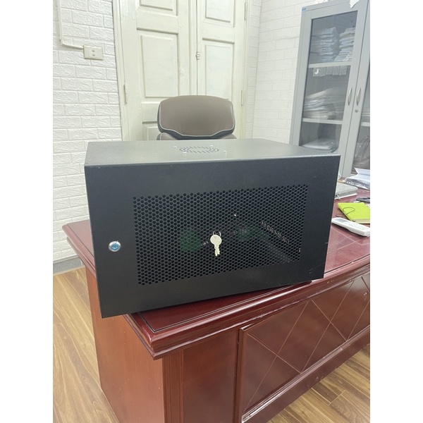 Tủ rack 6u , tủ mạng 6u treo tường, hàng cao cấp, dày dặn chắc chắn ...
