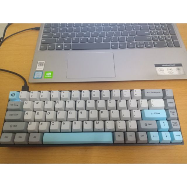 Bàn phím cơ Akko 3068 Mini Bluetooth | Shopee Việt Nam