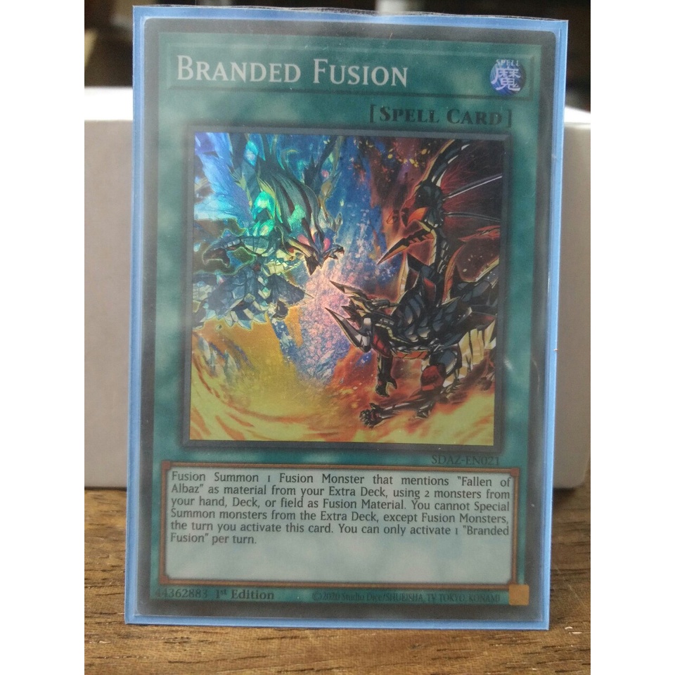 Thẻ bài yugioh TCG chính hãng Branded Fusion - Super Rare mã SDAZ-EN021 ...