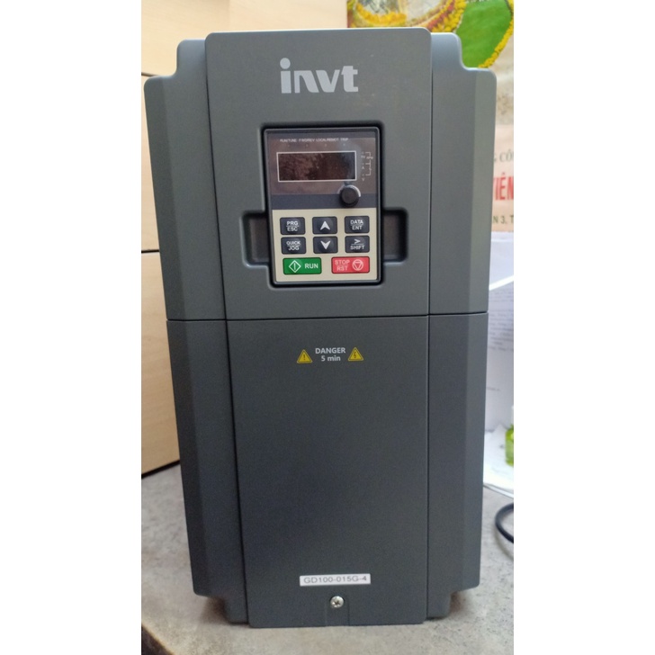 Biến Tần INVT 7,5KW/380V bơm năng lượng mặt trời . | Shopee Việt Nam