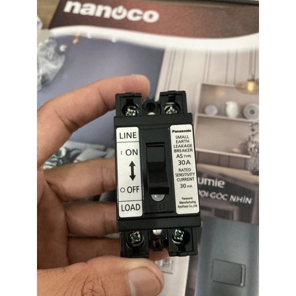 Cầu dao CB chống giật cóc 30A panasonic mã BJS3030NA2 dùng cho máy nóng ...
