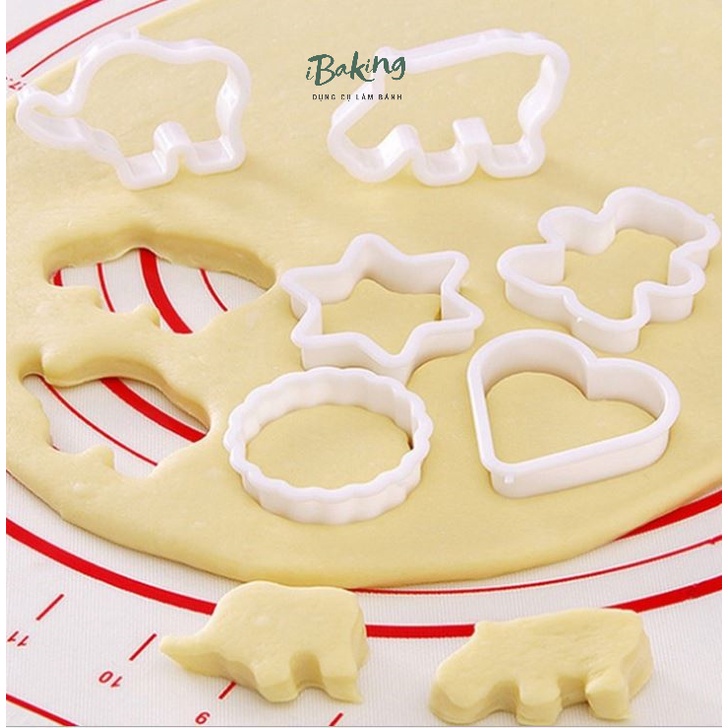 Bộ 8 CUTTER COOKIE Khuôn cắt bánh quy, tạo hình hoa quả, ép cơm nhiều ...