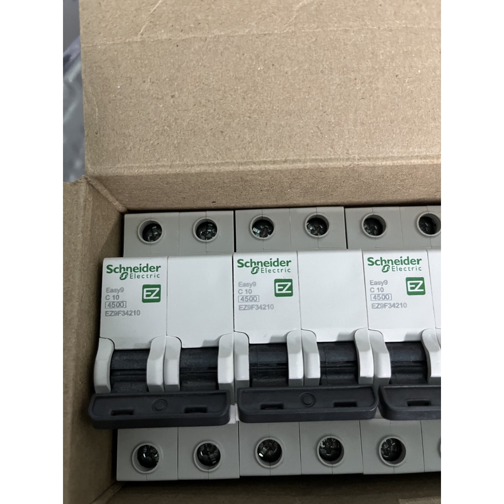 Cầu dao 2p 10a 4.5ka 230V dòng easy9 schneider EZ9F34210 | Shopee Việt Nam