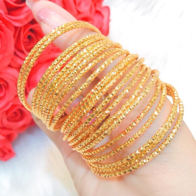 7 chiếc vòng Xi men mạ màu vàng(size 48-50-52-54-56-58)chi chú size cho ...