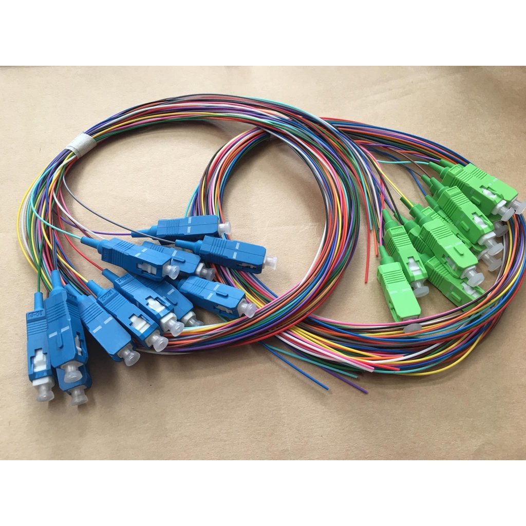 Dây hàn quang SC/APC, SC/UPC 1,5m, 0.9mm( Fiber oftic pigtail ) 12 sợi ...
