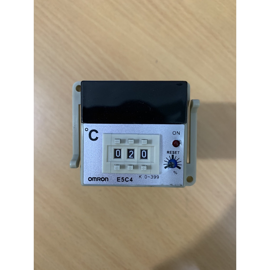 Đồng hồ nhiệt độ E5C4 kèm đế ( omron ) | Shopee Việt Nam