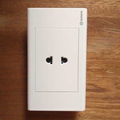 Ổ cắm đơn 2 chấu 16A – S18U Sino Vanlock | Shopee Việt Nam