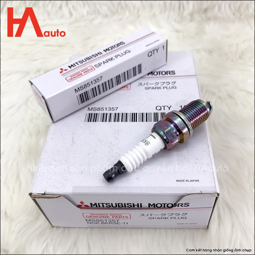 Bugi Mitsubishi chân ngắn BKR5E-11 (dùng cho Lancer, Galant, Mirage ...