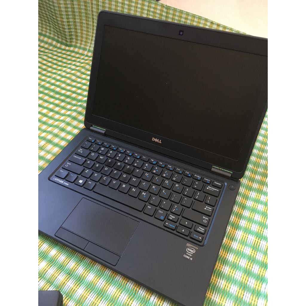 Dell E7250 Cấu hình: core i5/ RAM 8Gb/ ổ cứng SD 128Gb/ màn hình Hd 12 ...