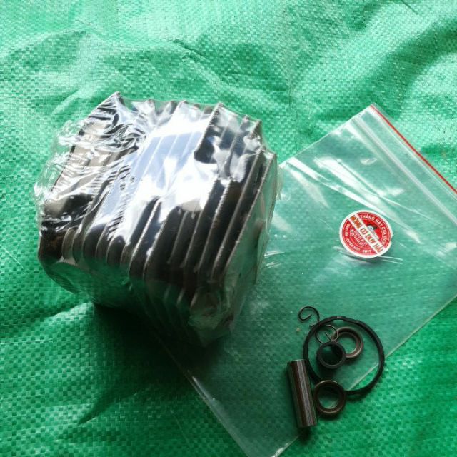 Lòng bạc piston máy cắt cỏ husqvarna 143r Loại tốt | Shopee Việt Nam