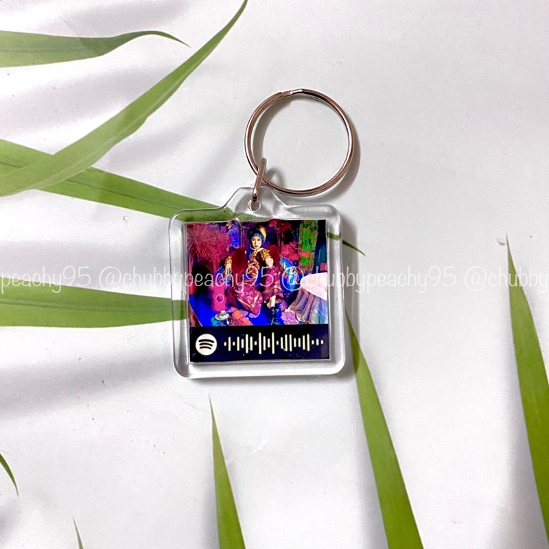 Móc khoá Spotify thay ảnh và mã bài hát theo yêu cầu | Shopee Việt Nam