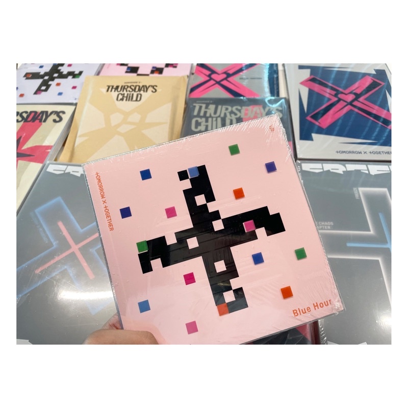 Bộ Ảnh nhóm nhạc TXT- Album BLUE HOUR | Shopee Việt Nam