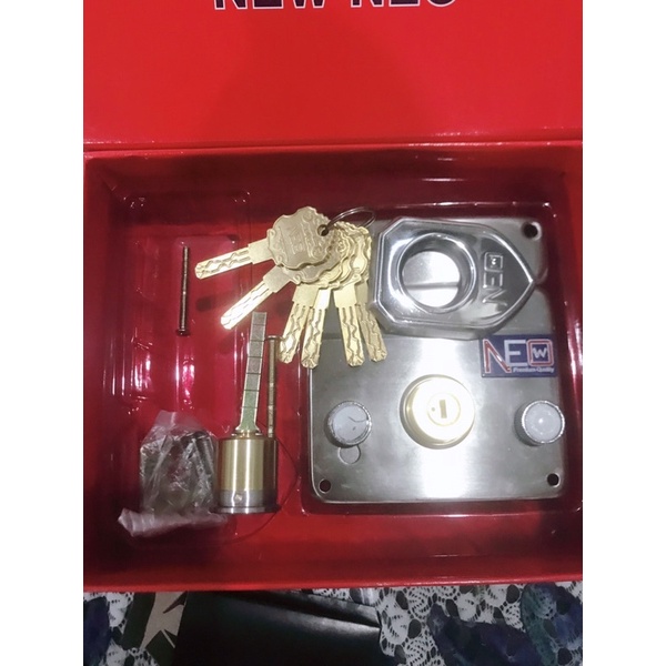Khoá cửa cổng Neo inox 304 Chìa thau chính hãng 6 chìa | Shopee Việt Nam