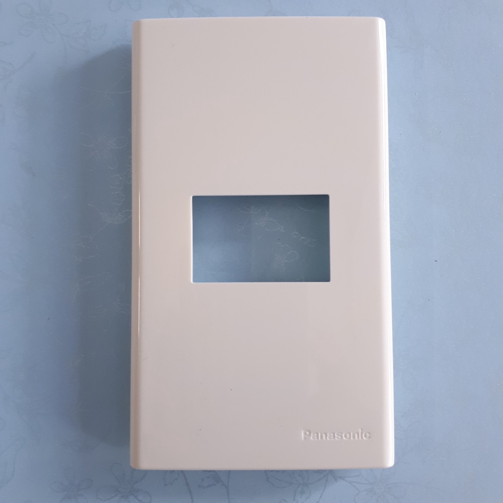 Mặt nạ 1 lỗ WEV68010SW dùng cho 1 thiết bị dòng WIDE Panasonic | Shopee ...