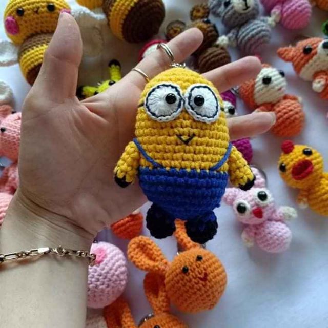 Móc khóa len minion | Shopee Việt Nam