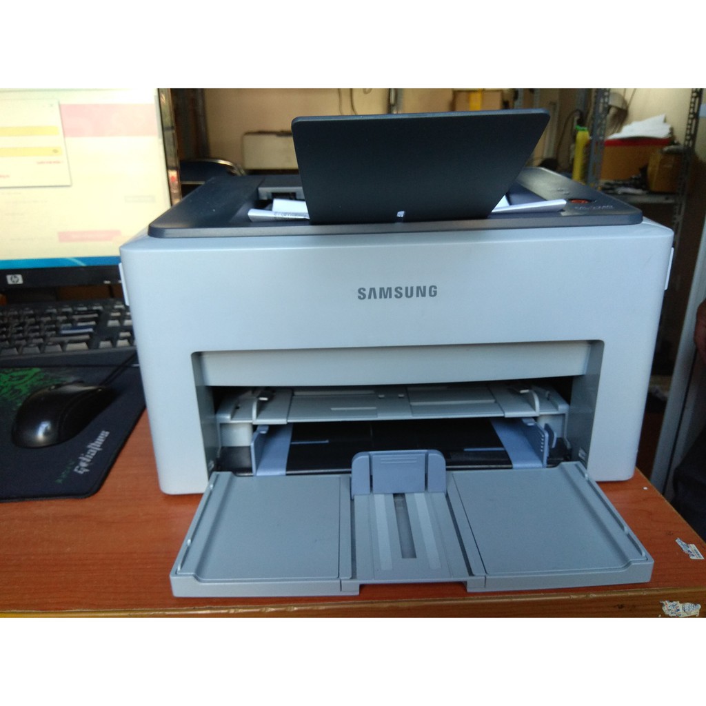 Máy in samsung Ml-2240 ( tặng kèm hộp mực , dây nguồn , dây usb mới ...