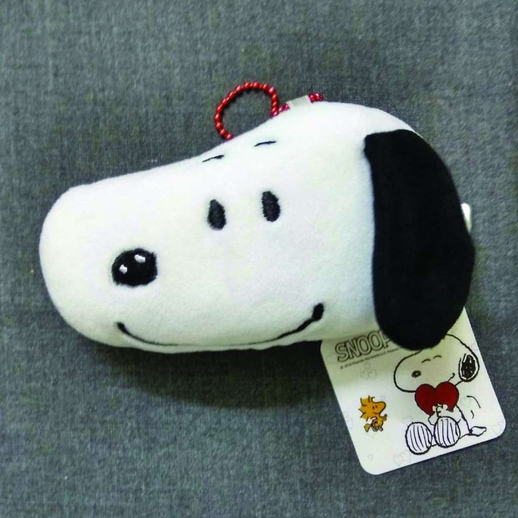Móc khóa chú chó Snoopy chính hãng - màu trắng | Shopee Việt Nam