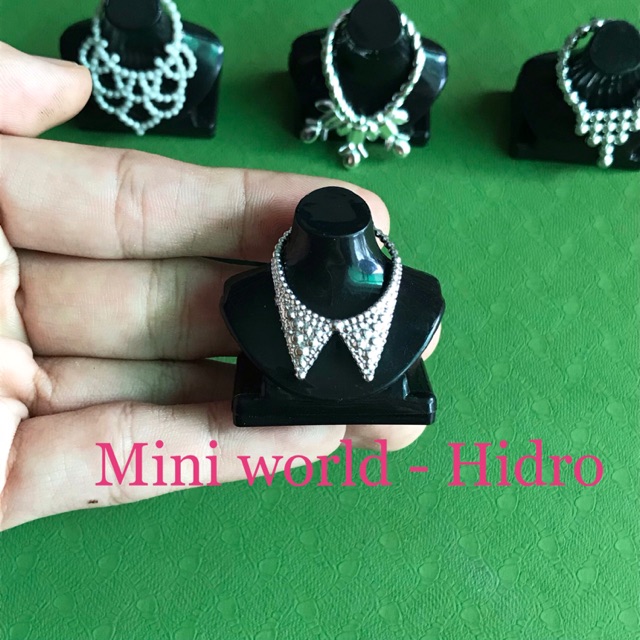 Mô hình Manocanh giá trưng dây chuyền mini búp bê | Shopee Việt Nam