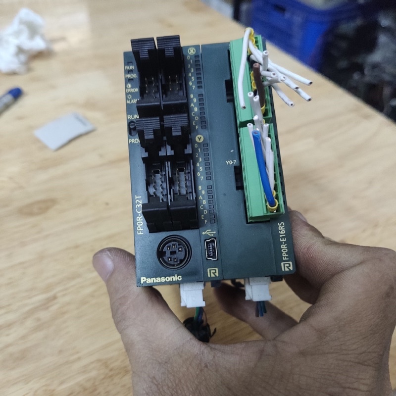 PLC Panasonic FP0R-E16 | Shopee Việt Nam
