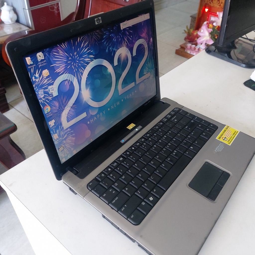 Laptop xách tay HP Compaq 6520s Ram 3G windows 8, đầy đủ phụ kiện bảo ...