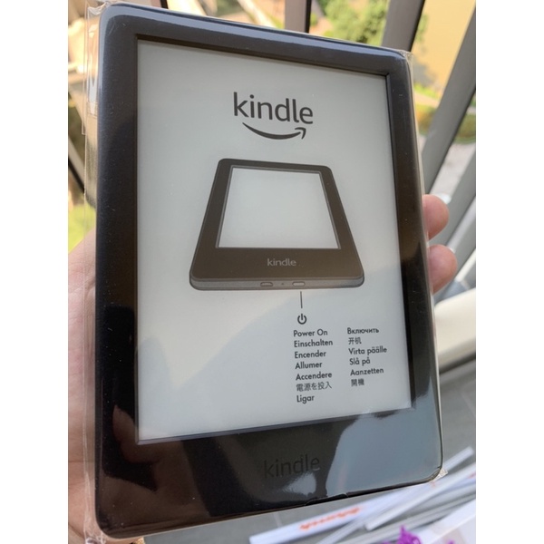 Máy đọc sách Kindle Basic 10 (Tặng bao da + kho sách) | Shopee Việt Nam