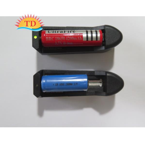 Sạc pin 18650 1 cell Ultrafire Tự ngắt khi đầy dùng được cho pin 18650 ...
