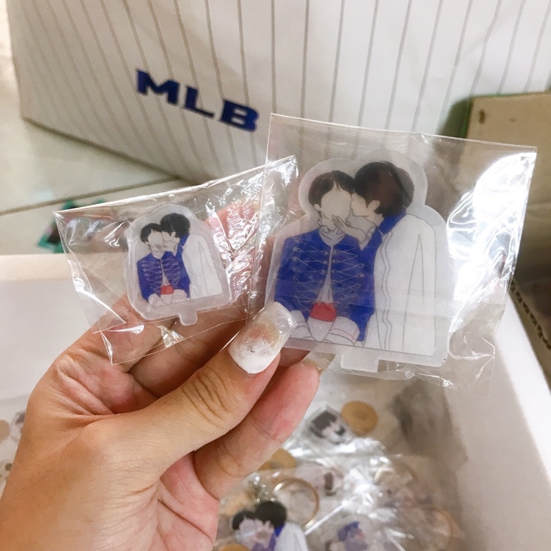 Standee BTS Lineart | Shopee Việt Nam