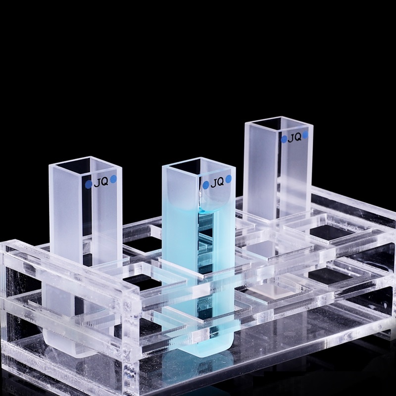 Cuvet thạch anh 10mm có chữ Q kèm hộp đựng (KT: 12.5x12.5x45mm) dùng ...