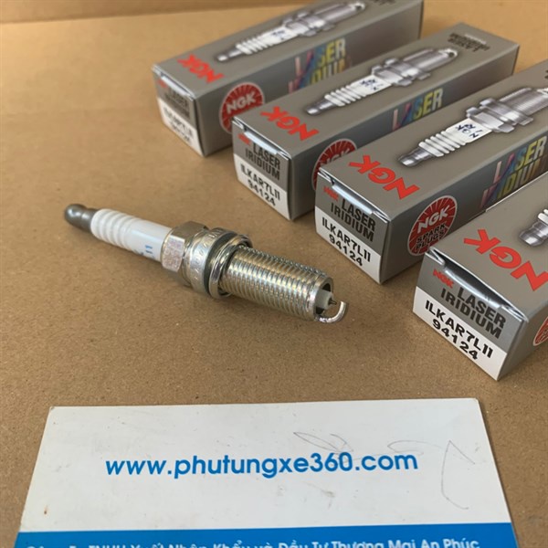Bugi NGK Laser Iridium dùng cho xe MAZDA 2, MAZDA 3, MAZDA 6 (Cái ...