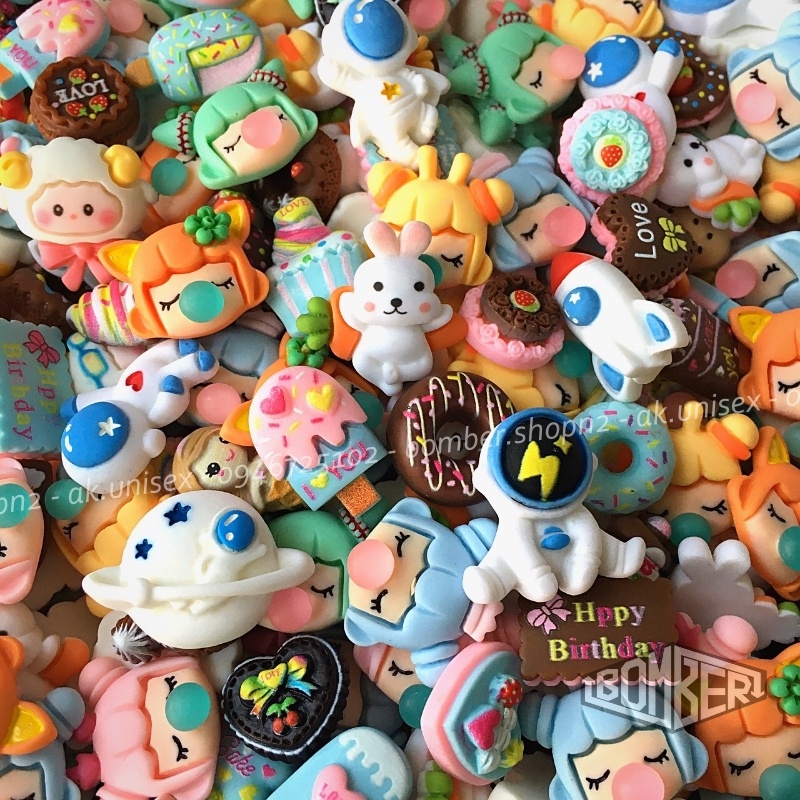 Combo 10 chiếc charm 3d / Sticker nổi / charm nổi trang trí bình nước ...