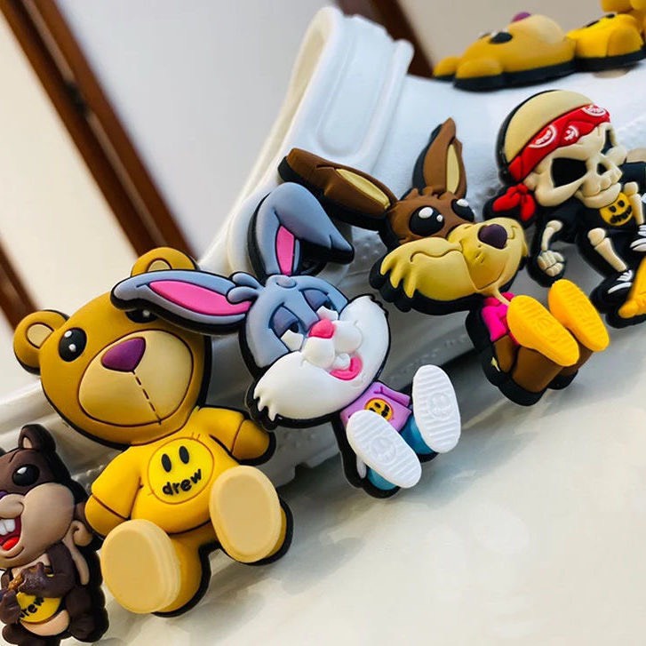 [Hàng loại 1] Bộ Sticker gắn dép Drew House 3D | Shopee Việt Nam