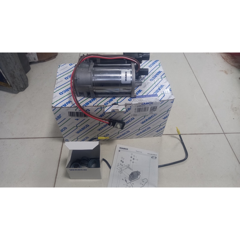 Mã Wabco 4154033230. Bơm nâng gầm cho Mer E W212. Mã OE: A2123200104 ...