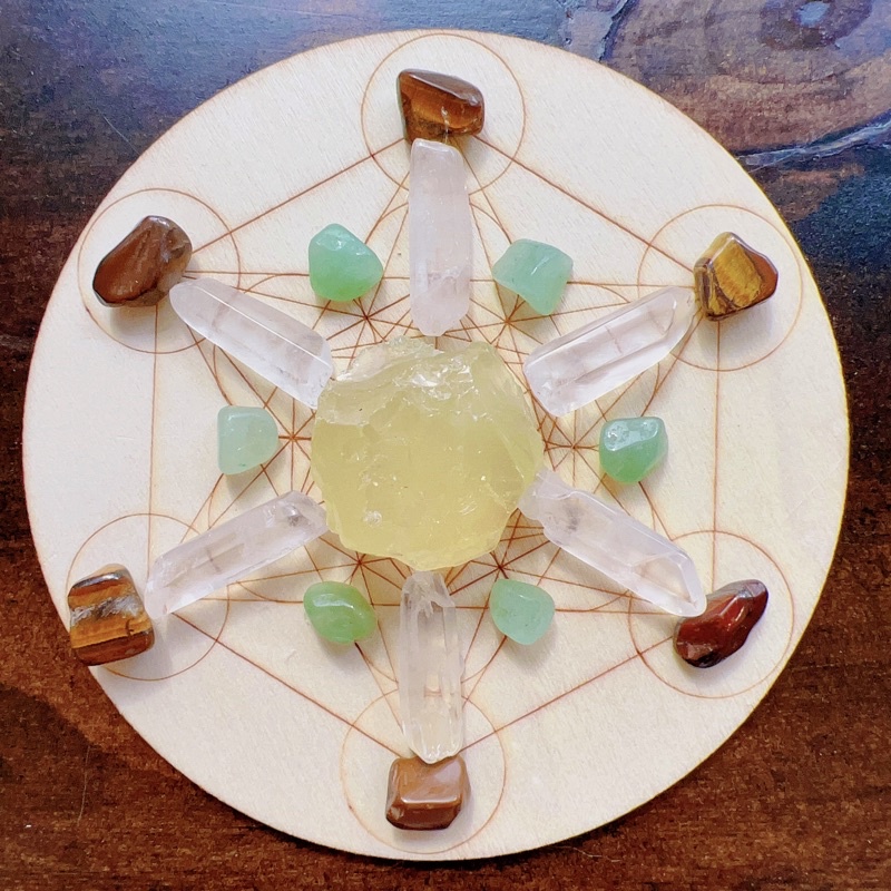 Lưới tinh thể ( crystals grid) giúp khuếch đại năng lượng, healing, đã ...