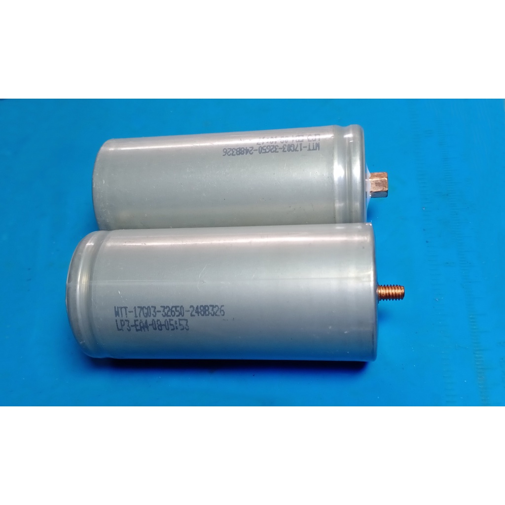 Pin 32650 dung lượng 6000mAh | Shopee Việt Nam