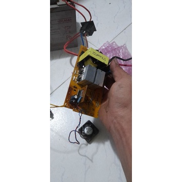 Mạch UPS kích từ 12v lên 220v thắp sáng khi mất điện cắm trại dã ngoại ...