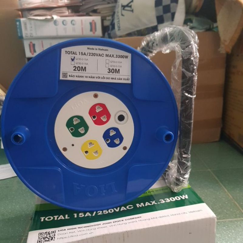 Ổ cắm Rulo LIOA QT20-2-15A ( 20m dây ) đa năng quay tay ( Bảo vệ quá ...