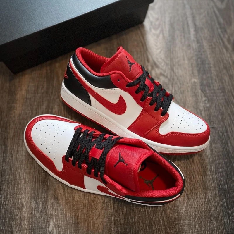 [CHÍNH HÃNG] Giày thể thao Sneaker NIKE AIR JORDAN 1 LOW ‘BULLS’ màu Đỏ ...