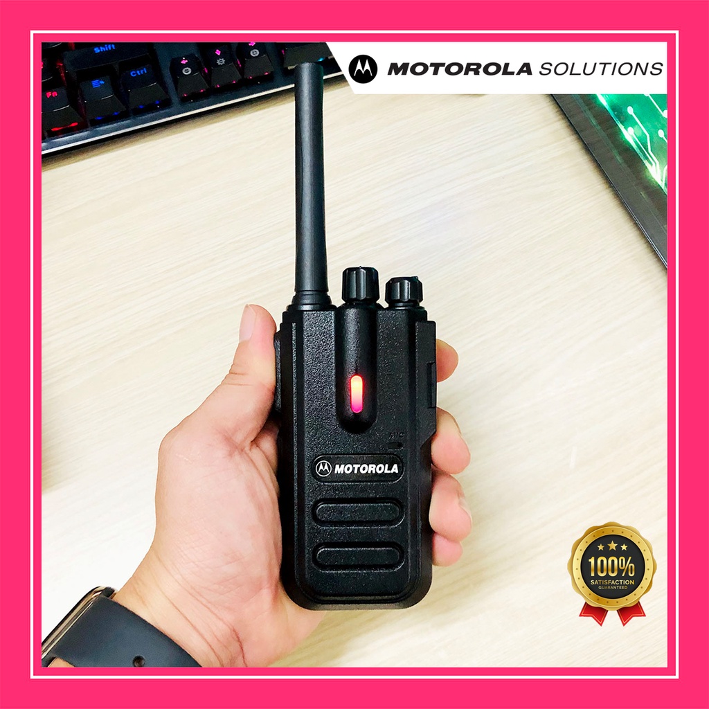 Bộ đàm Motorola CP-550. Phiên bản tự động dò tần số, dung lượng pin khủng, cổng sạc phụ Type C ...