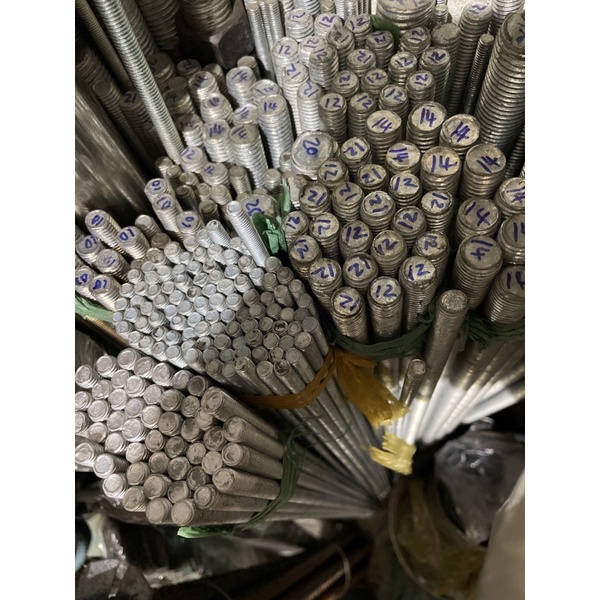 Ti ren sắt / Thanh ren sắt 1 Mét ( đủ kích cỡ ) | Shopee Việt Nam