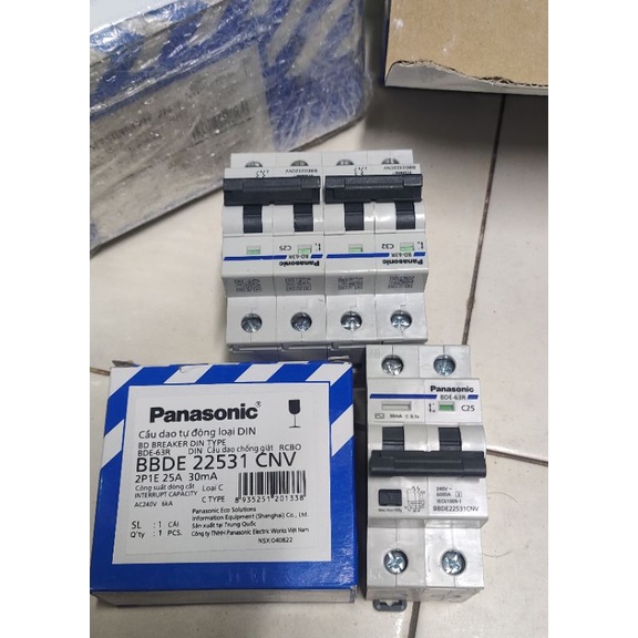 Cầu dao chống giật chống rò RCBO 2P 25A 30mA Panasonic BBDE22531CNV | Shopee Việt Nam