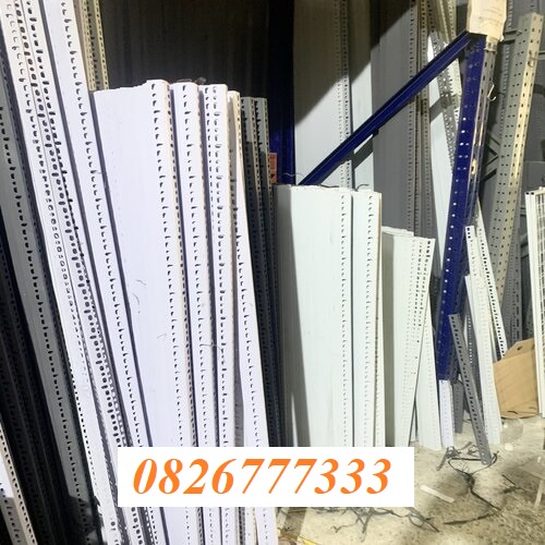 Thanh sắt v lỗ đa năng lắp ghép giá kệ dài 1m, 1,2m, 1,5m , v3x3 hoặc 3x5 nhiều chiều dài lựa ...