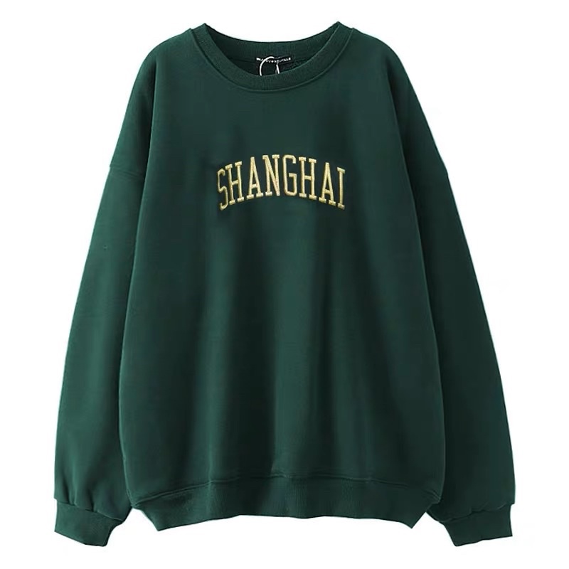 Brandy Melville Shanghai Sweatshirt (Áo nỉ lót bông màu xanh rêu thêu ...