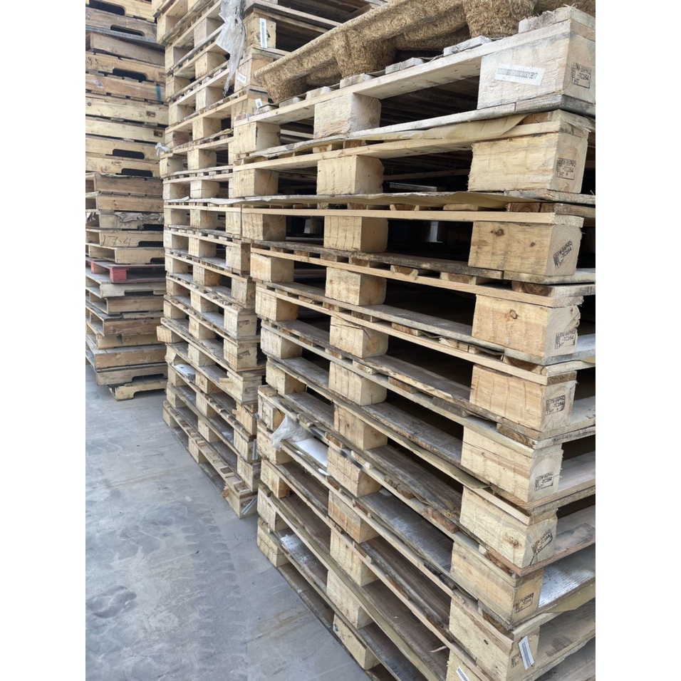 Pallet gỗ đã qua sử dụng 1,1m x 1,3m | Shopee Việt Nam