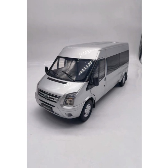 Mô hình xe 16 chỗ Ford Transit 2016 tỉ lệ 1:18 | Shopee Việt Nam