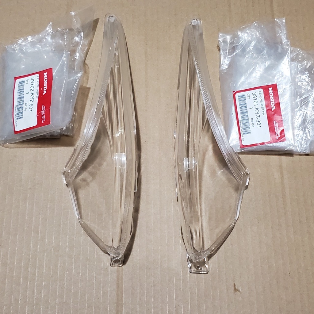 Nắp đèn (chụp) xi nhan sau Future 125 (2013-2017) - 33701-KYZ-901 / ...