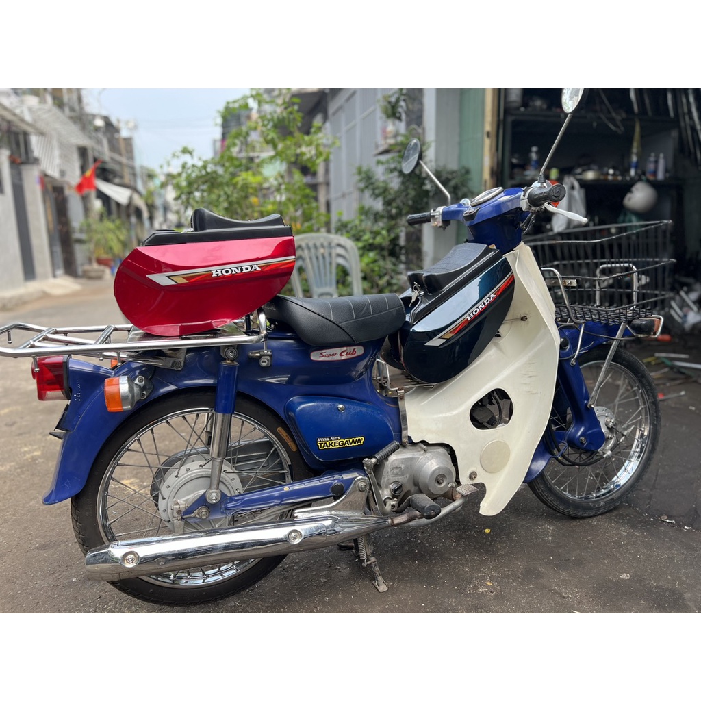 Thùng đựng đồ xe Cub. Chuẩn form cho các dòng xe Cub | Shopee Việt Nam