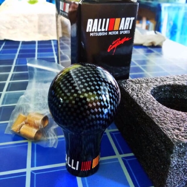 Ralliart Carbon Look Hướng dẫn sử dụng Hộp số chuyển số Núm sang số Đầu ...