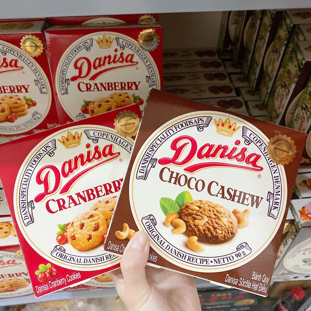 Bánh quy Danisa nam việt quất và socola hạt điều hộp 90g | Shopee Việt Nam