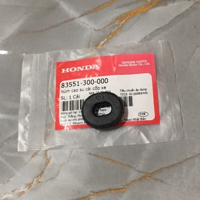 Núm cao su cài cốp xe HONDA. 83551300000 | Shopee Việt Nam