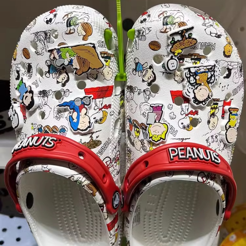 crocs peanuts classic clog Giày Đi Biển Siêu Nhẹ Chống Trượt Chân Tiện ...